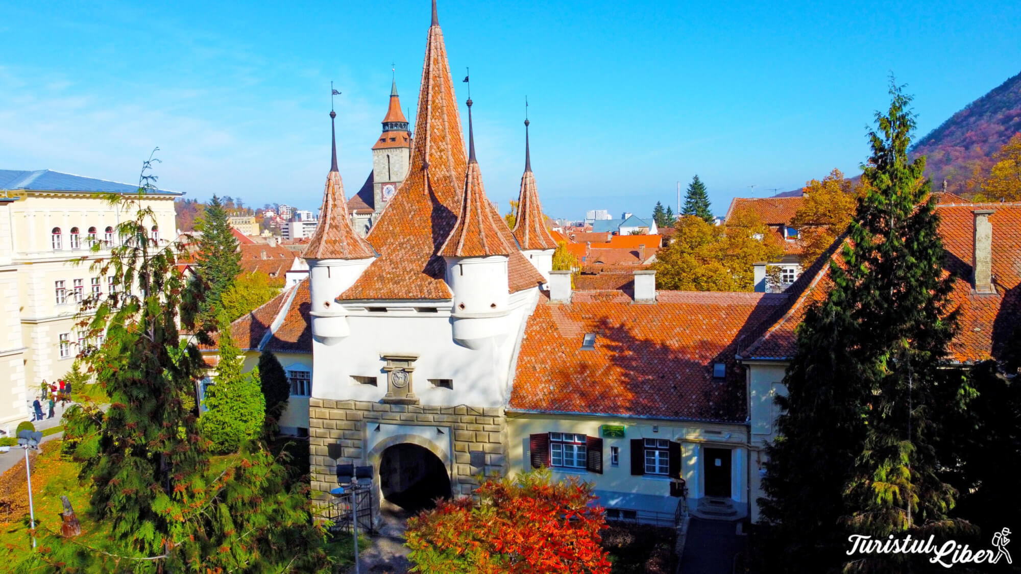 Poarta Ecaterinei Brasov - 7 lucruri de stiut | TuristulLiber.ro